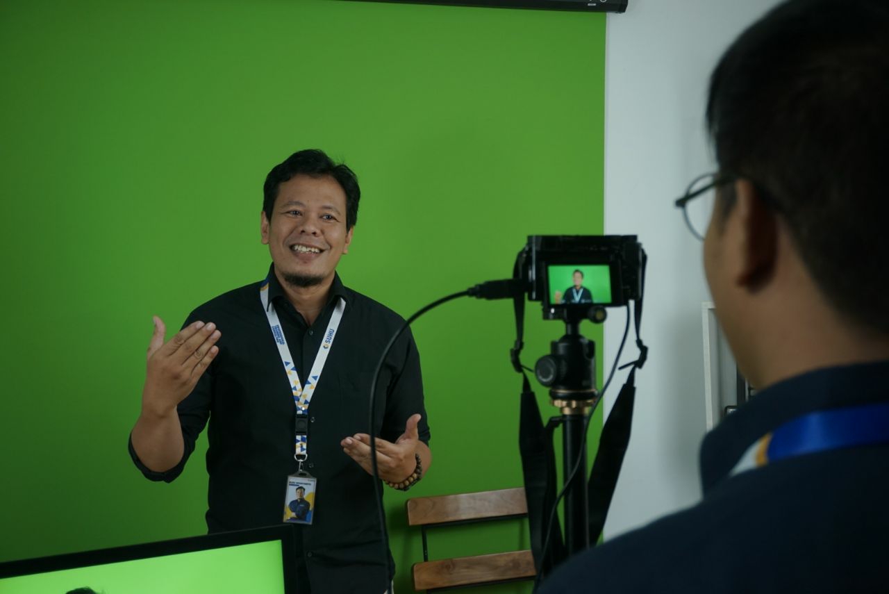 Menentukan Karir Yang Tepat - Pakar Softskill Menentukan Karir Yang Tepat - Pakar Softskill